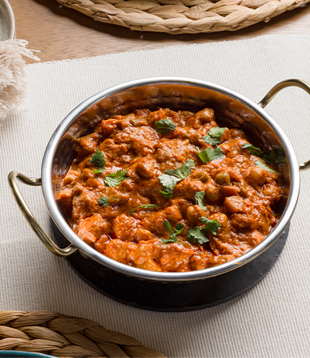 Spice up your mid-week mealtimes with Raasa curry recipes